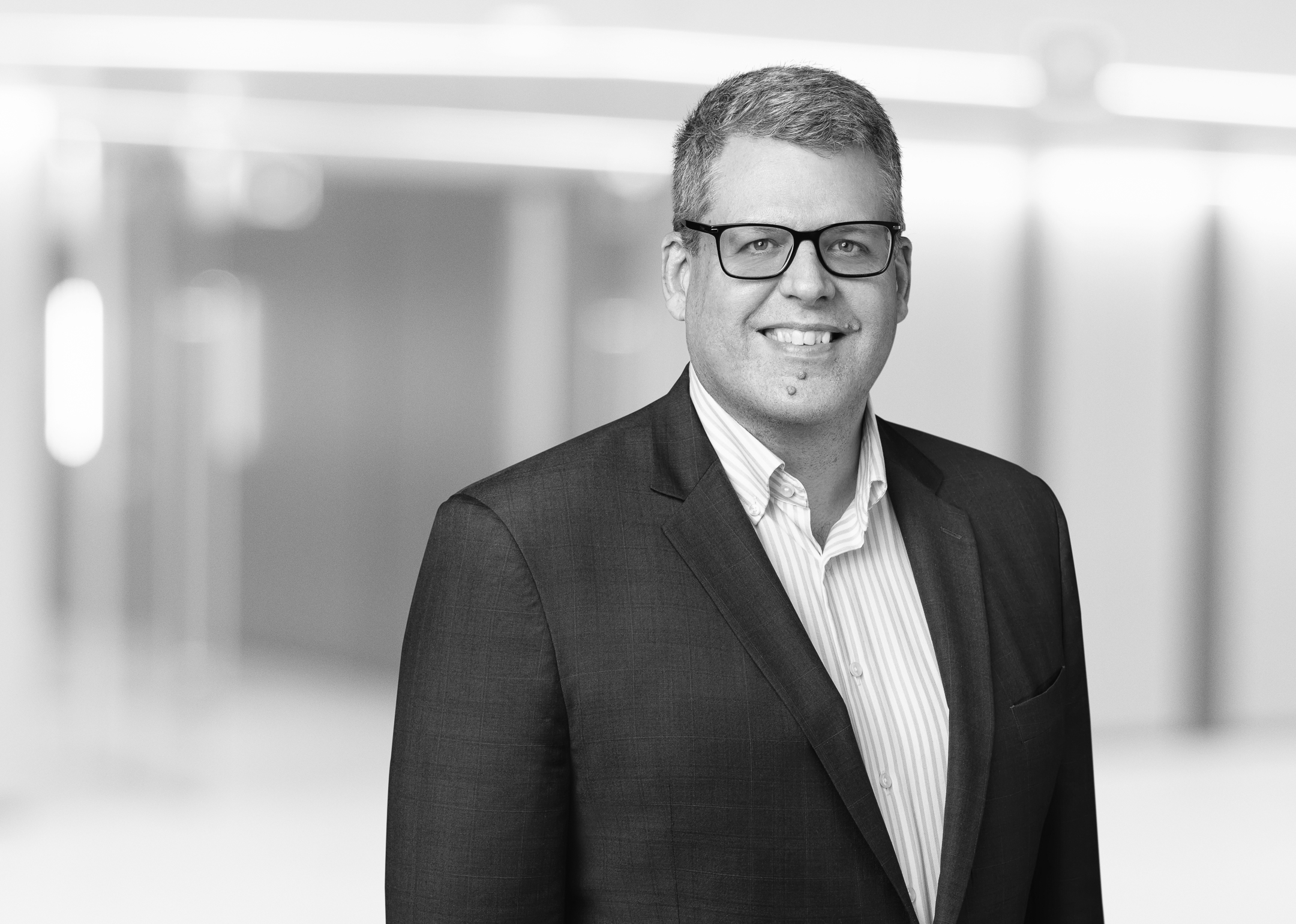 Matthew Pearson, Partner, Biopharma Patent Litigation | Akin Gump ...