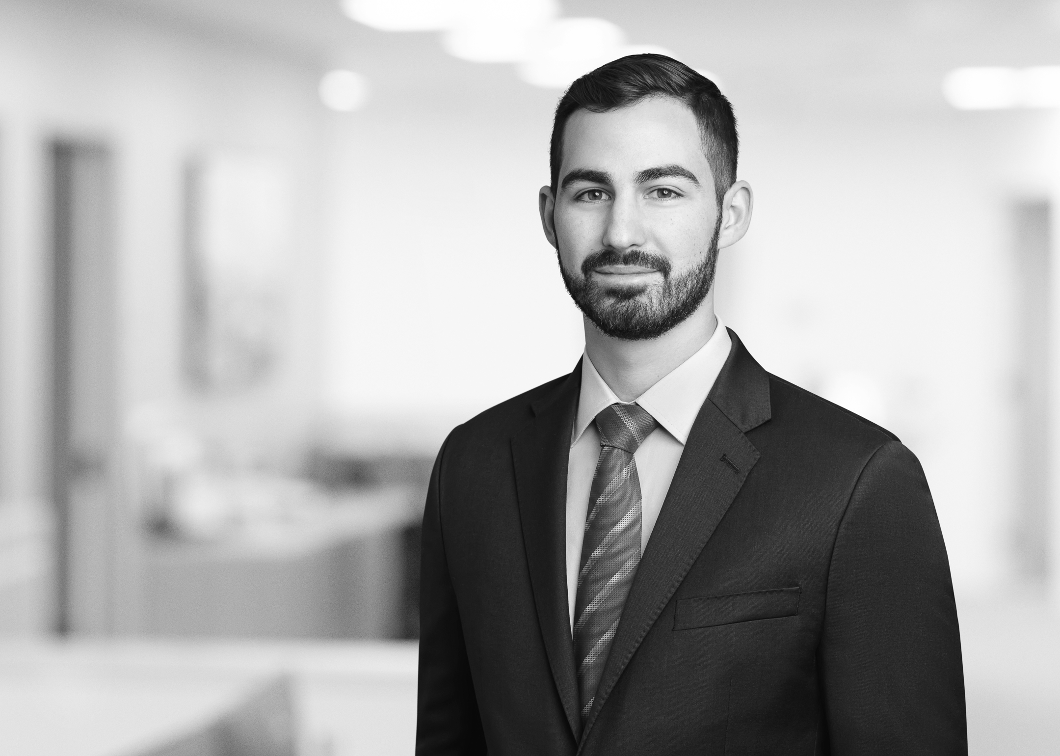 Jake R. Gawlak, Associate, U.S. Financial Restructuring | Akin Gump ...