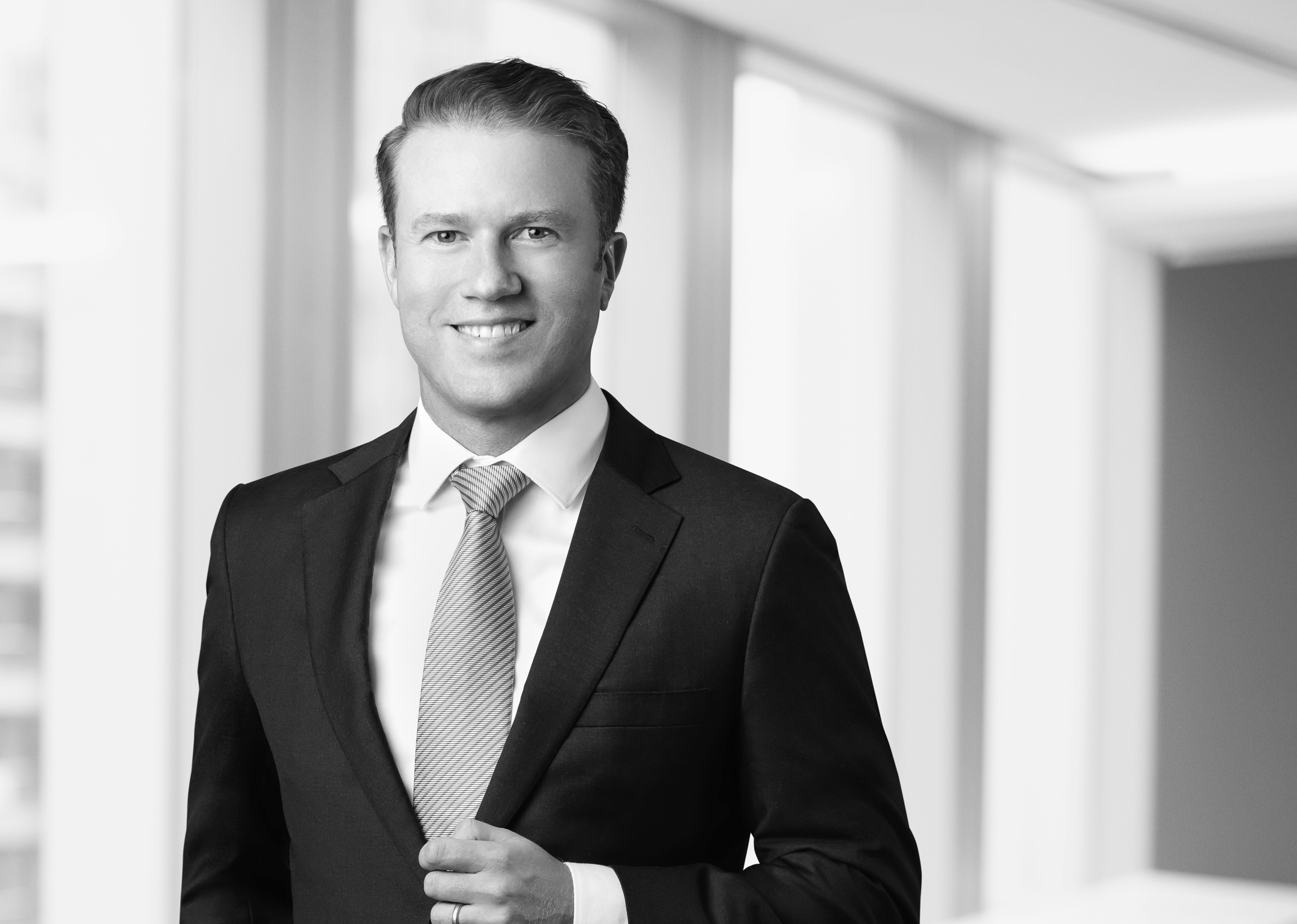 Project Acquisition & Disposition | Akin